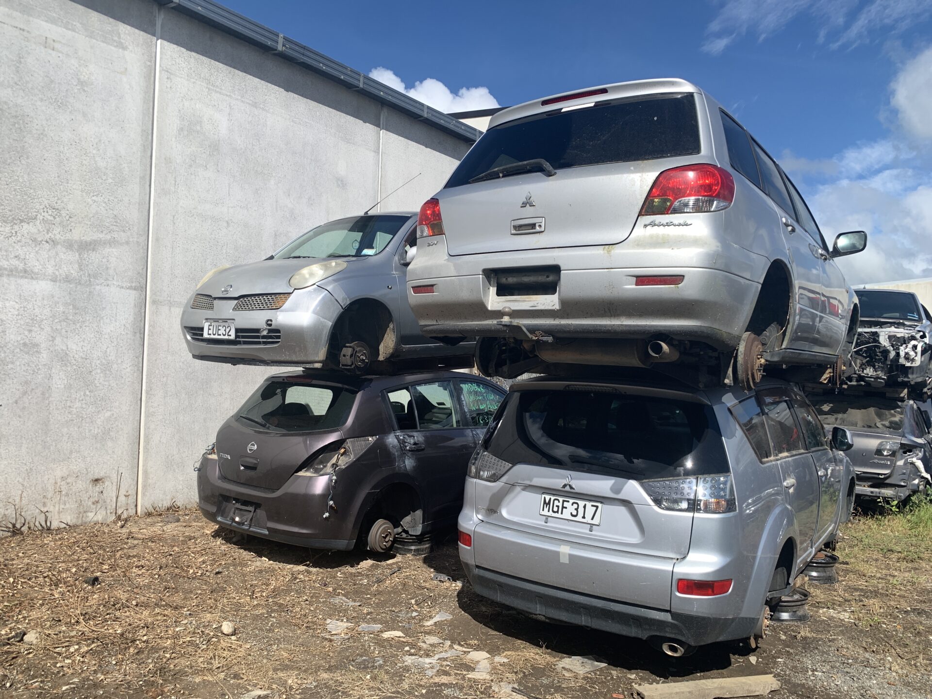 Quick Cash For Cars West Auckland: Sell Your Scrap Vehicles